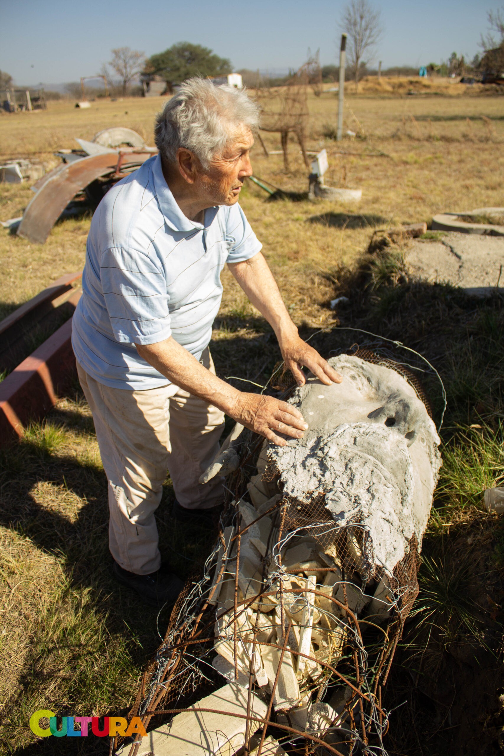 Falleció Saúl Miller, el artista ícono de Anisacate - Mi Valle